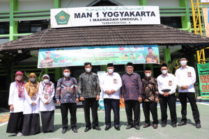MAN 1 Yogyakarta | MAN 1 Yogyakarta Sambut Studi Tiru Pembangunan ZI dari Kantor Kemenag Kota ...